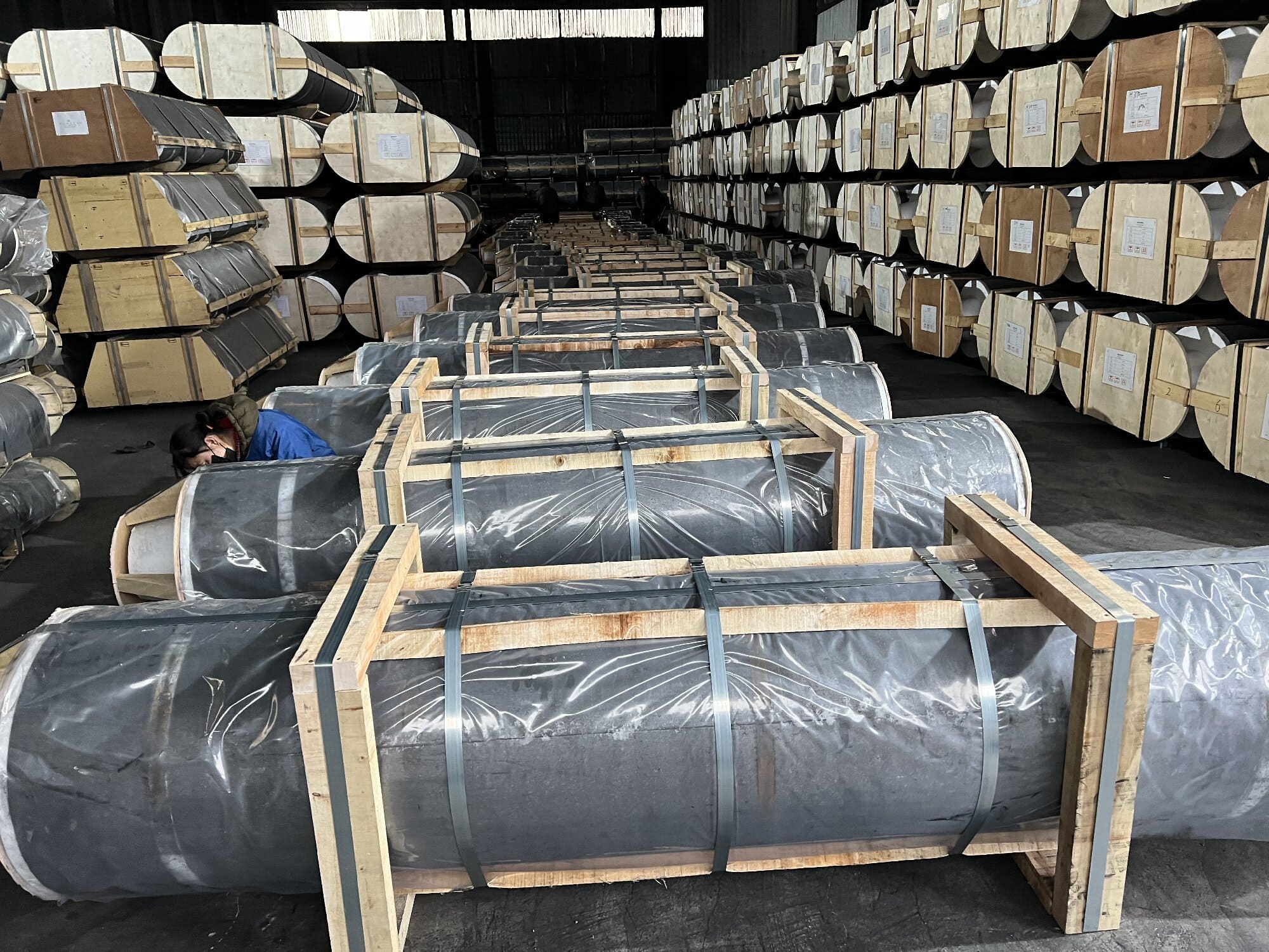 Critical Considerations for Graphite Electrode Usage and Storage